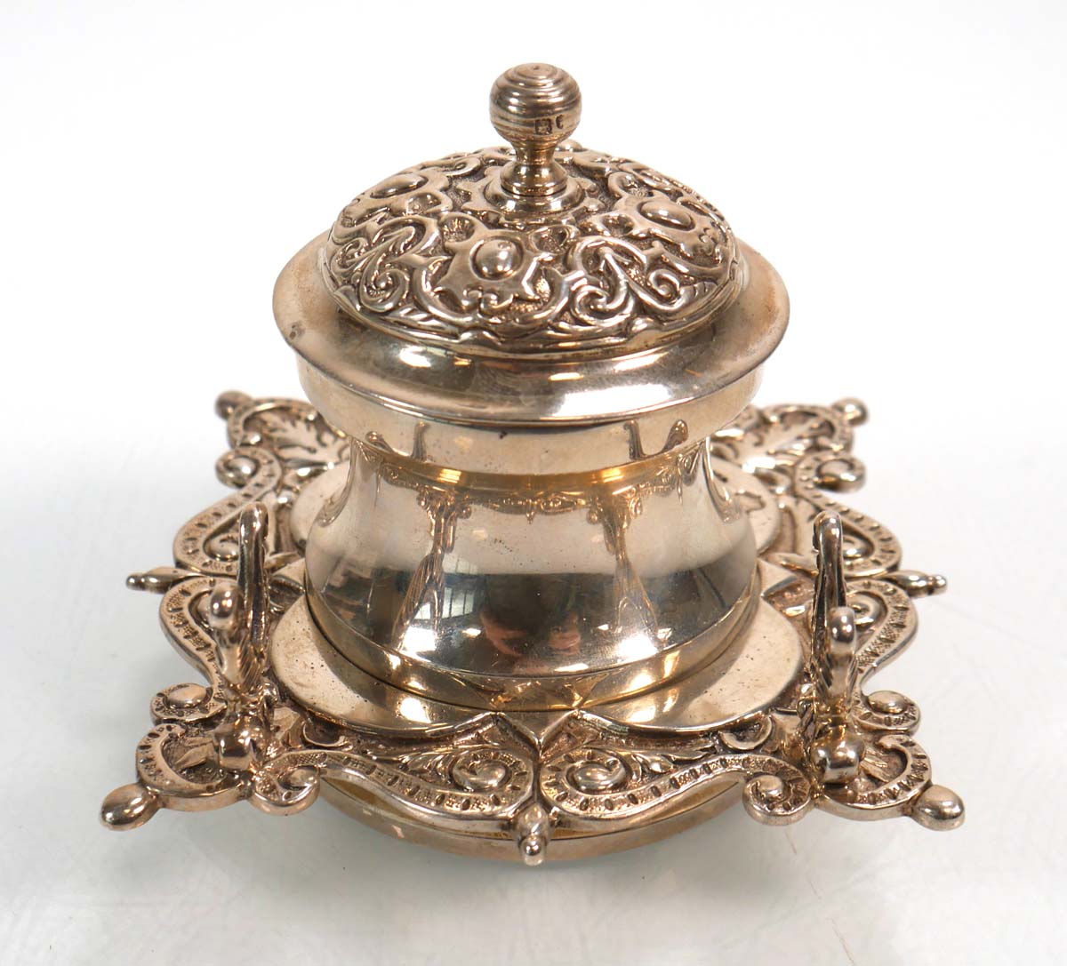 Antique Furniture & Collectors’ Items