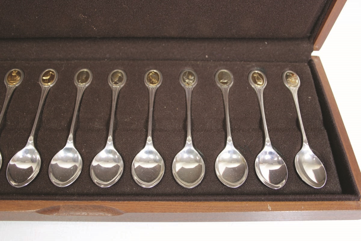 Antique Furniture, Collectors’ Items, Jewellery, Coins & Watches