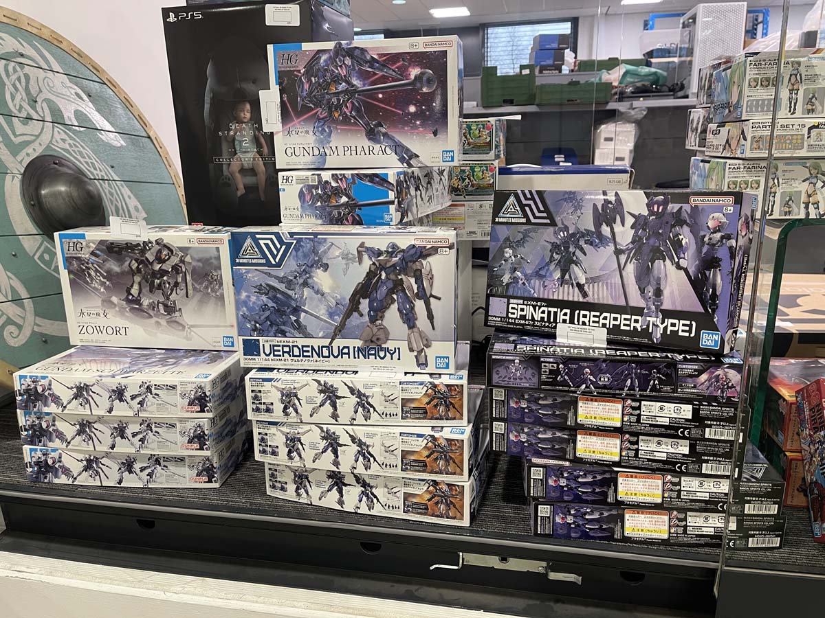 Anime Figures & Kits