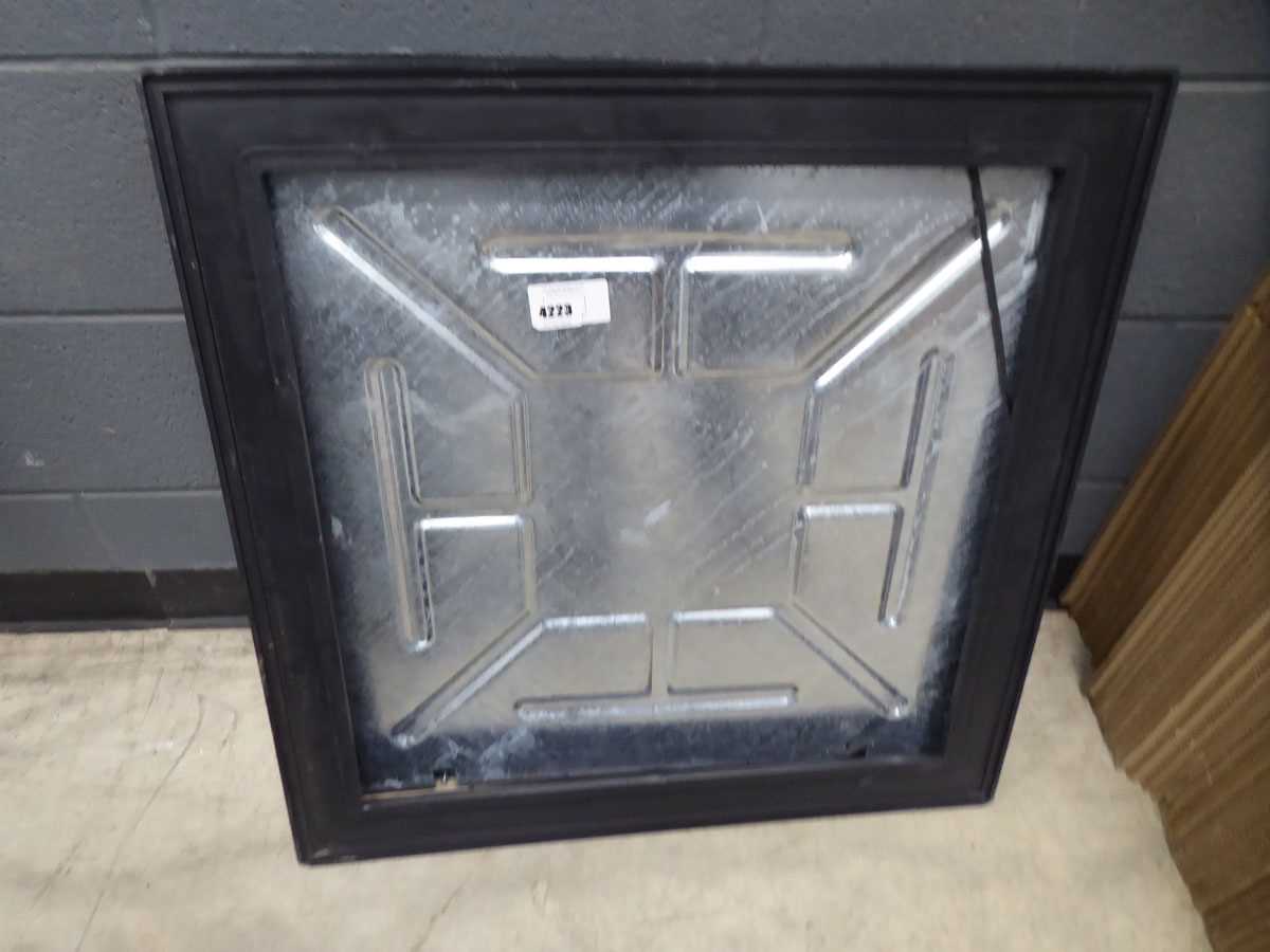 Lot 4223 - Steel inspection cover with surround